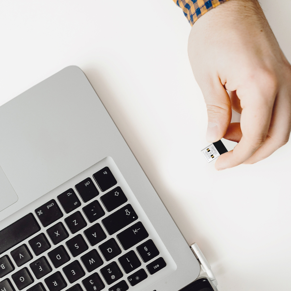 Mercusys AC650 Nano Wireless Dual Band USB Adapter, MA20N